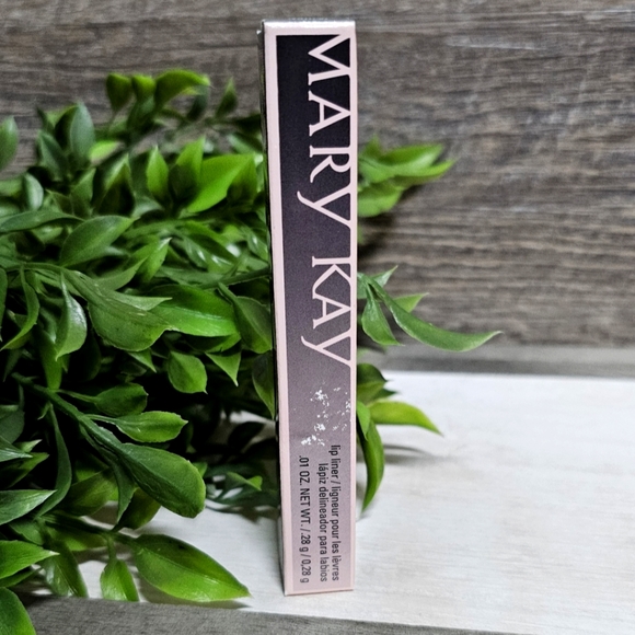 Mary Kay | Makeup | New Mary Kay Lip Liner Clear | Poshmark